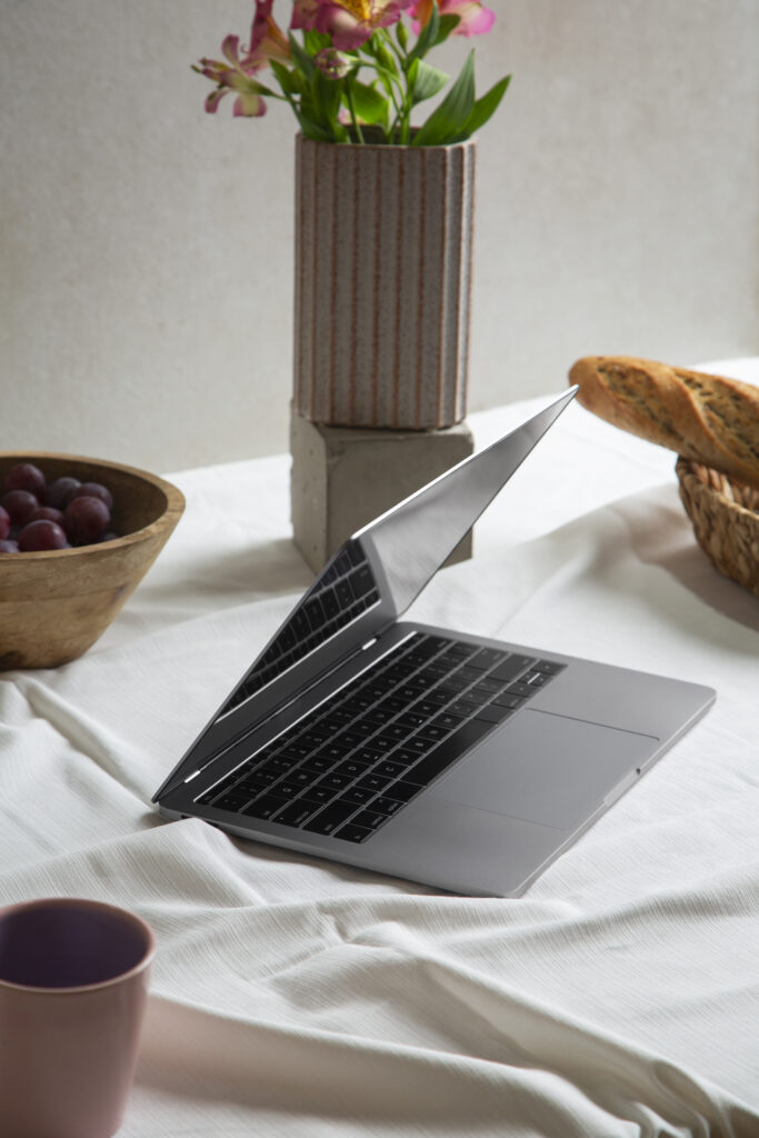 Foldable and Dual-screen Laptops on the Go